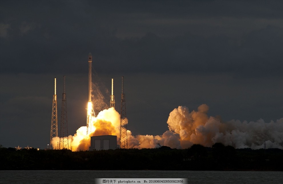 航天飞机发射图片_科学研究_金融科技-图行天下素材网